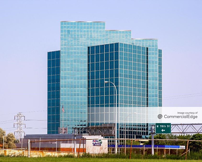 Minnesota Center - 7760 France Avenue South, Bloomington, MN | Office Space