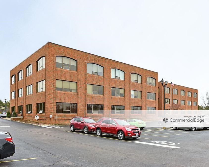 Pepper Pike Place - 30195 Chagrin Blvd, Cleveland, OH | Office Space